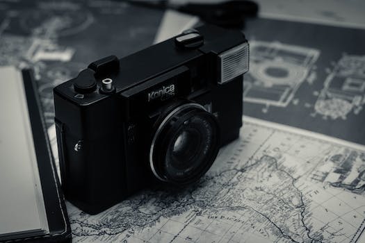 Exploring the Evolution of Fashion Styles Throughout History - Amy ...